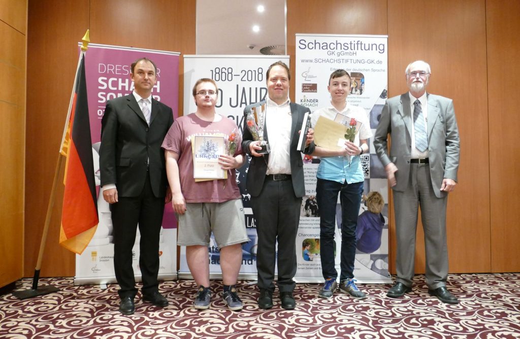 DEM in Dresden- Theo belegt Platz 3 | Abteilung Schach